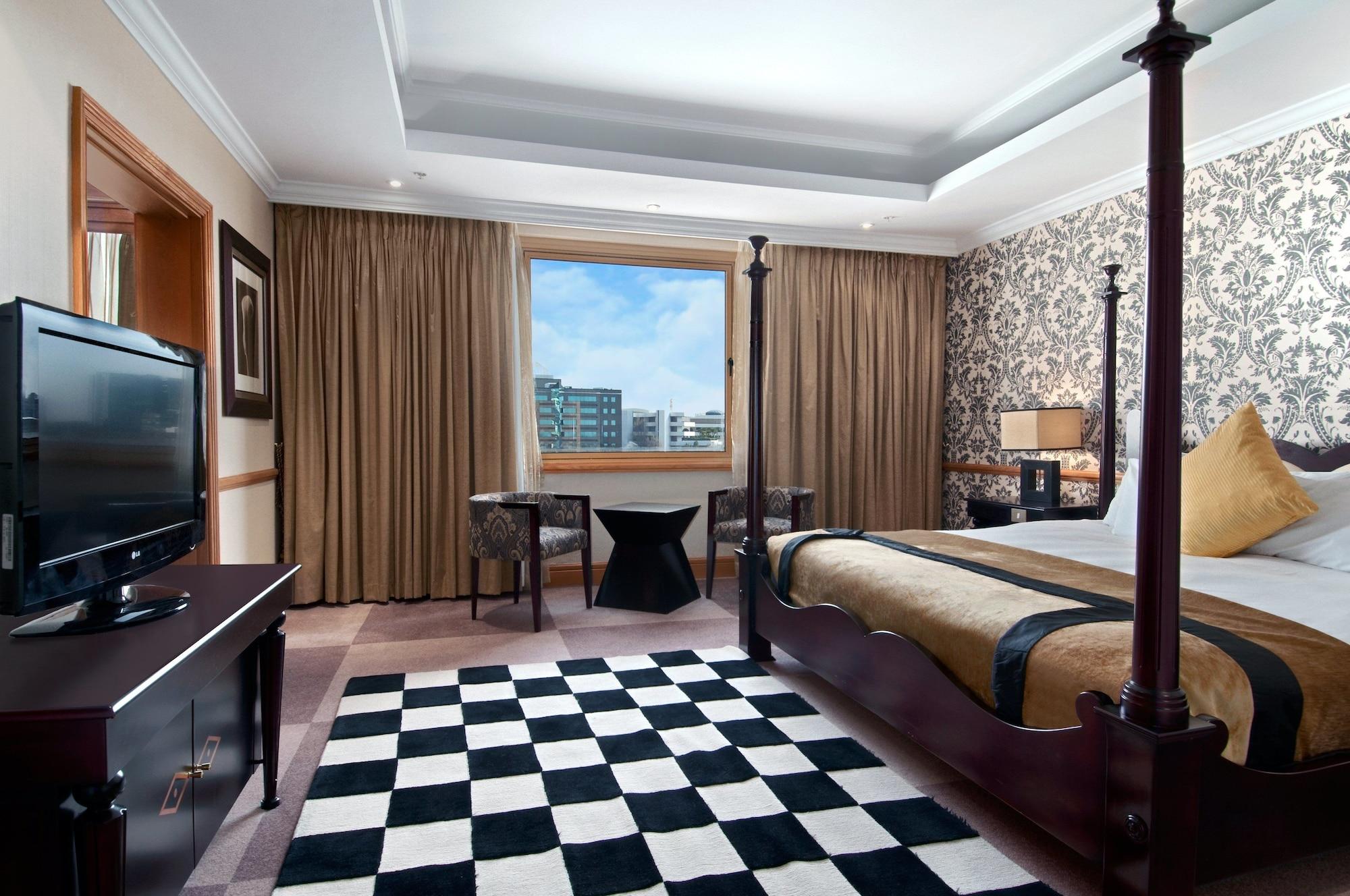 HILTON SANDTON JOHANNESBURG - BOOK YOUR STAY IN ADVANCE AND SAVE ON ...